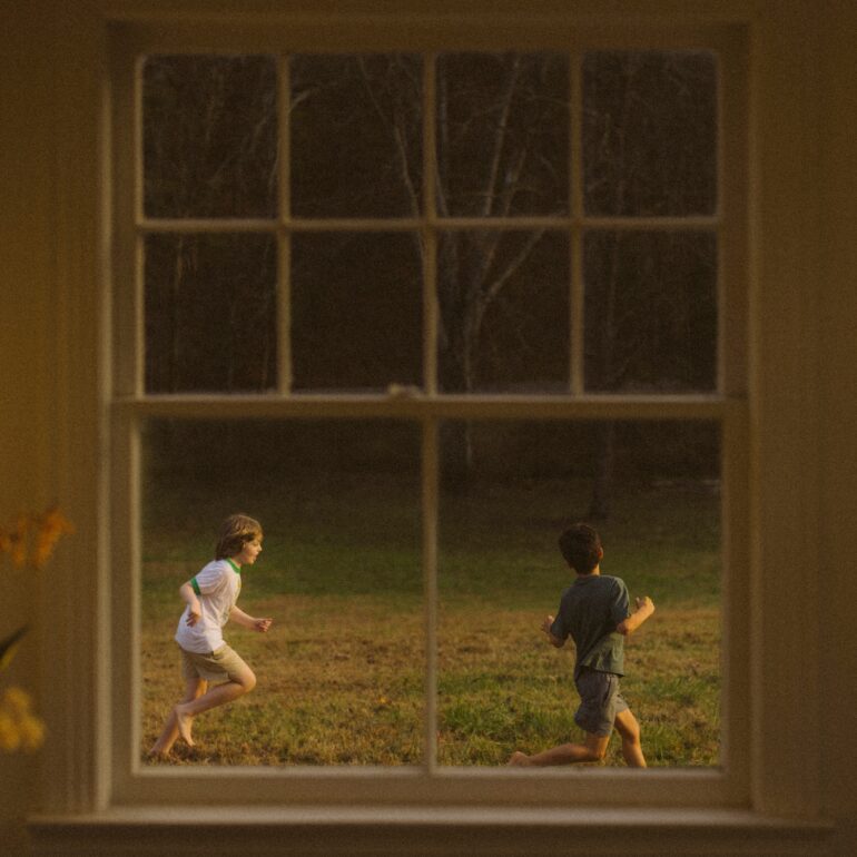 Noah Kahan Turns Distance into His Most Defining Statement Yet on ‘The ...